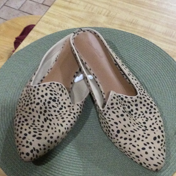 Universal Thread | Shoes | Universal Thread Slip On Shoes | Poshmark